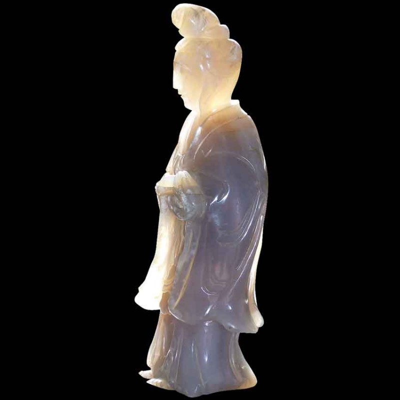 Statuette Antique en Jade de Kwan Yin : Élégance Spirituelle des Années ...